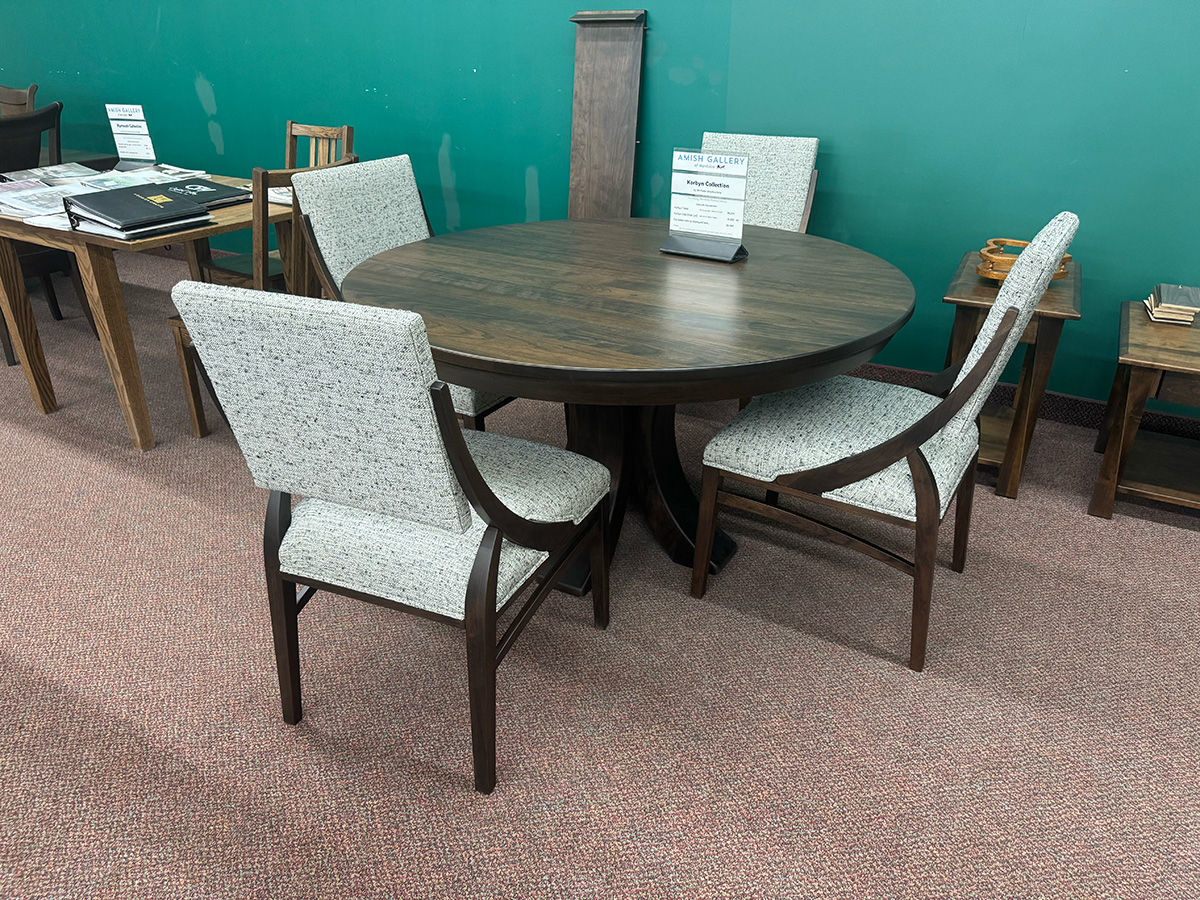 Floor Models - Amish Gallery of Manitoba