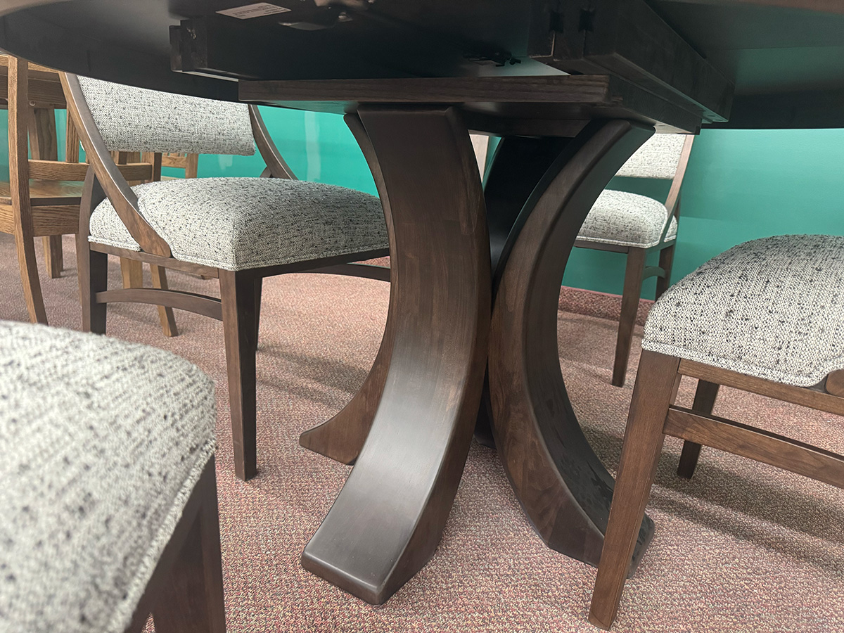 Floor Models - Amish Gallery of Manitoba